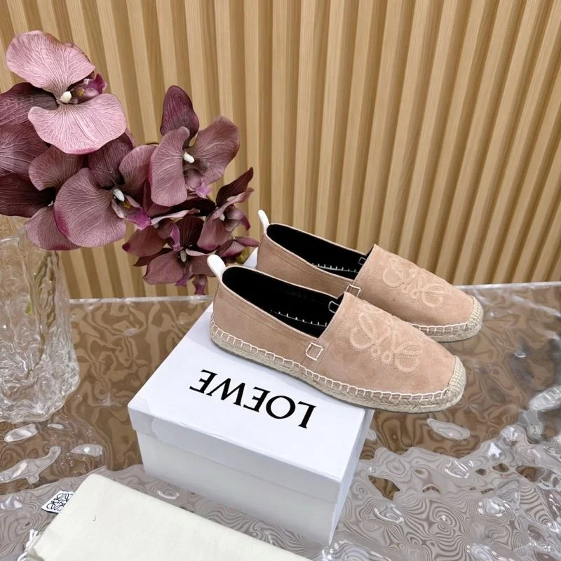 Inexpensive Loewe Shoes