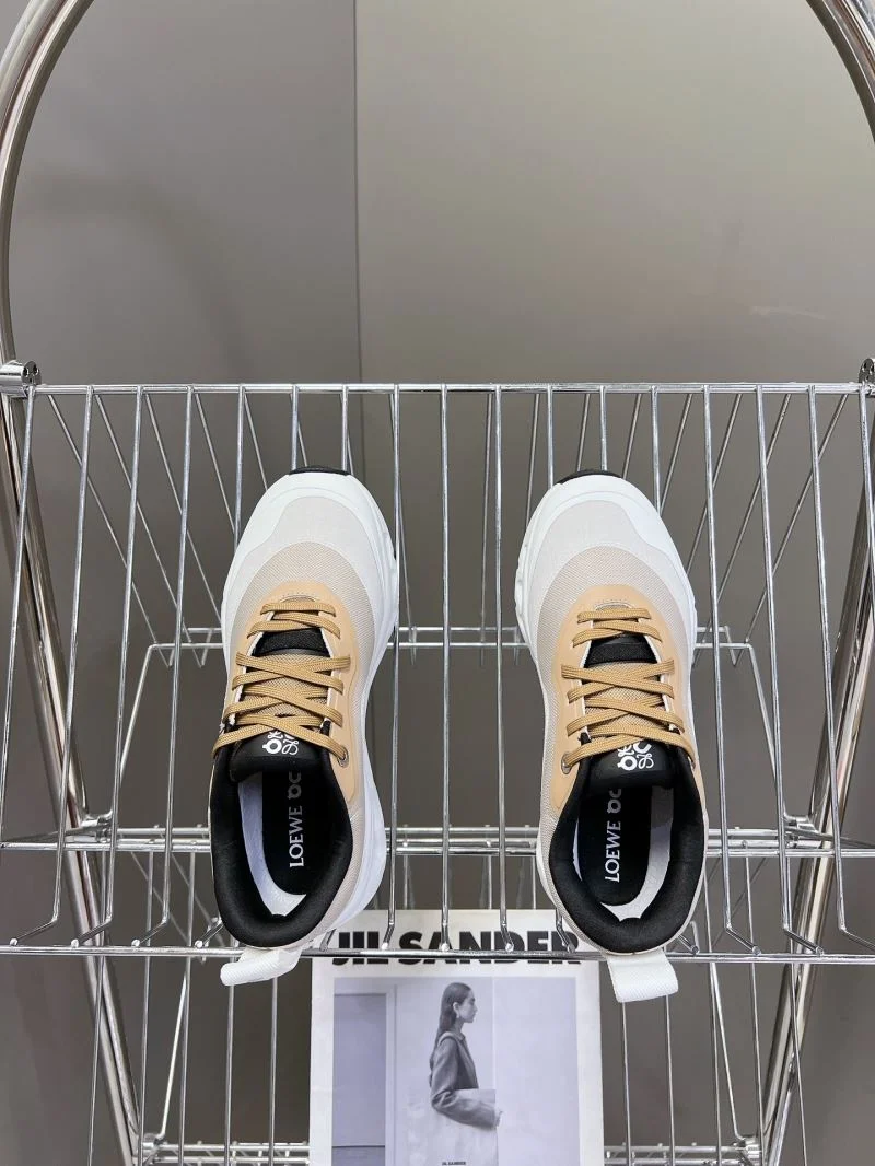 Low-cost Loewe Shoes
