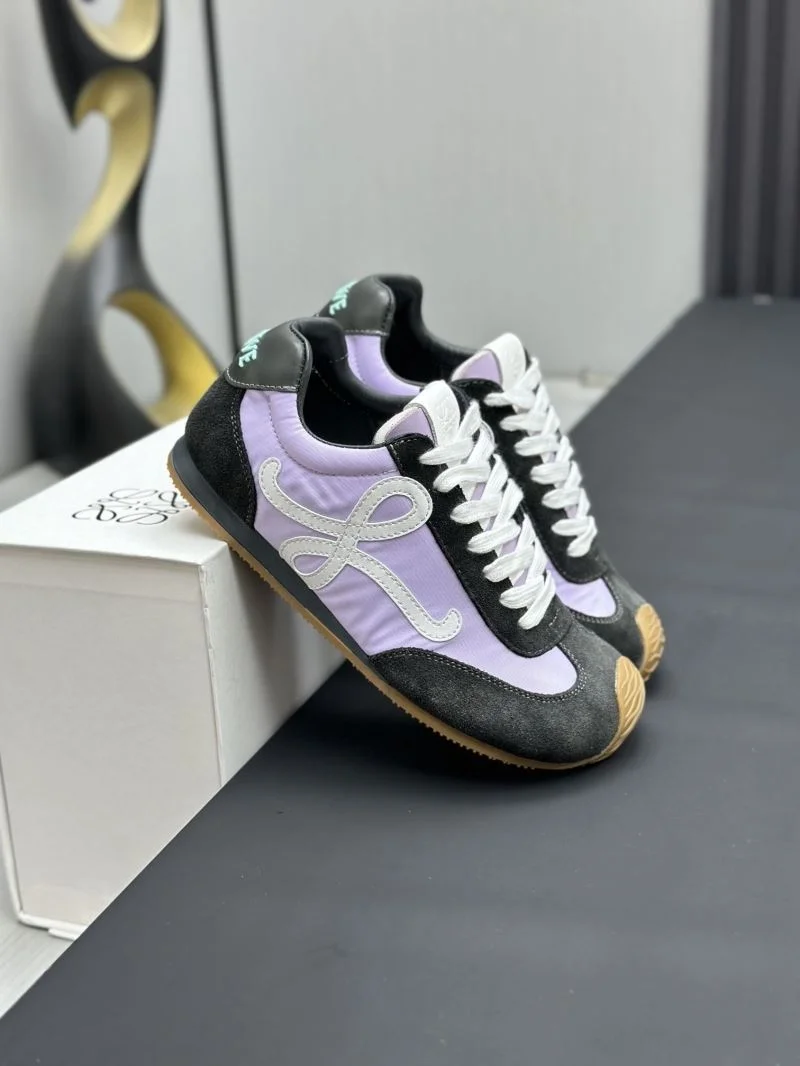 Inexpensive Loewe Shoes