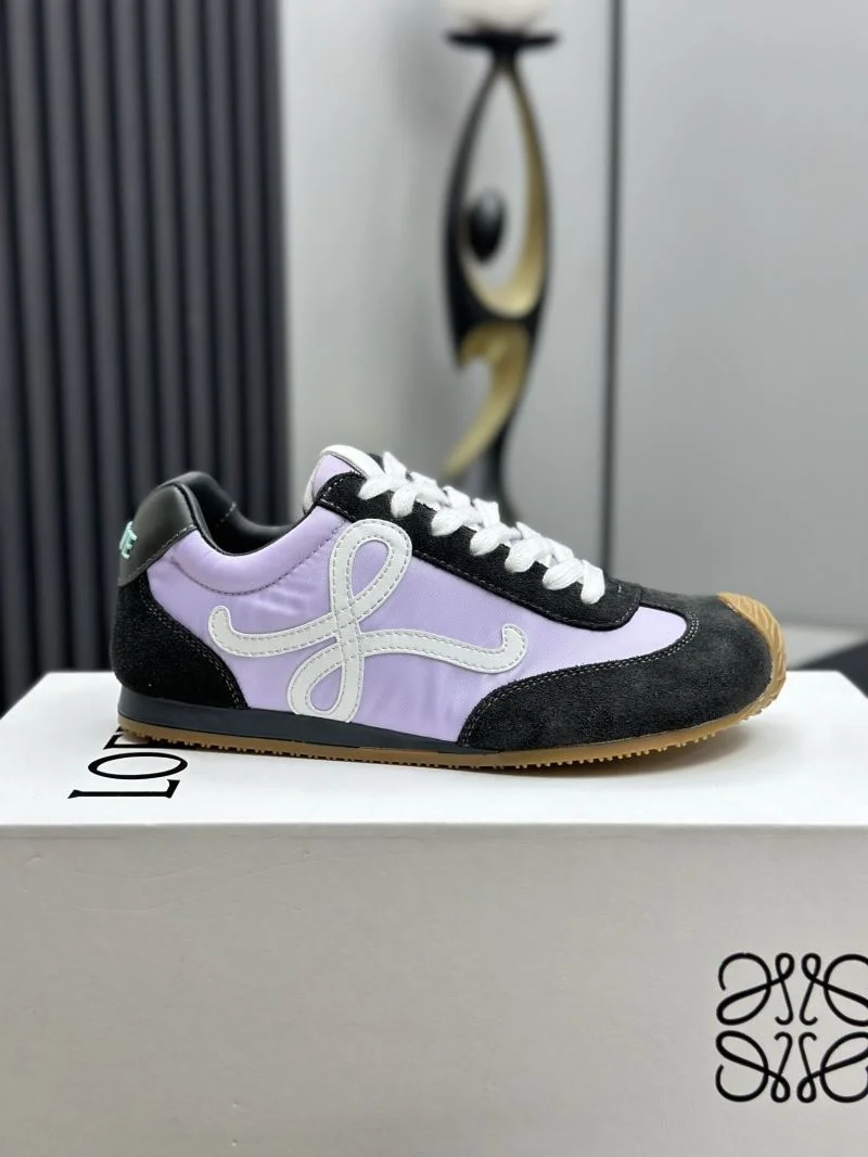 Inexpensive Loewe Shoes