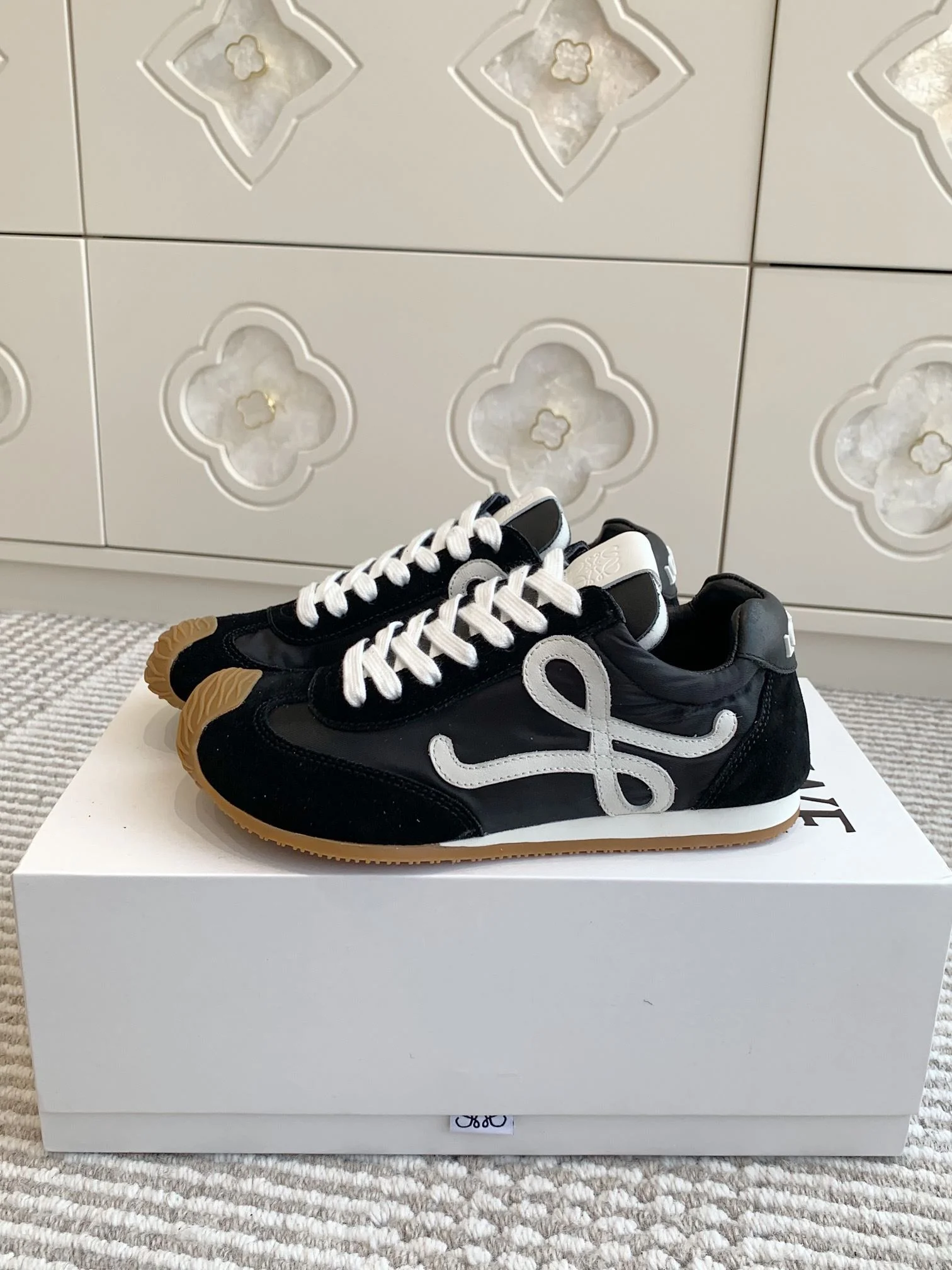 Bargain Loewe Shoes