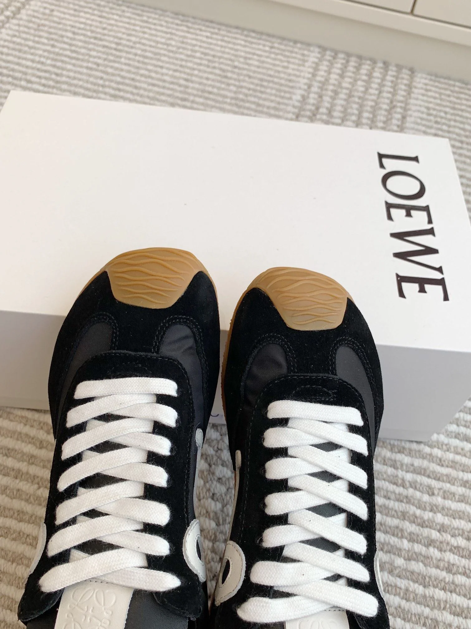 Bargain Loewe Shoes