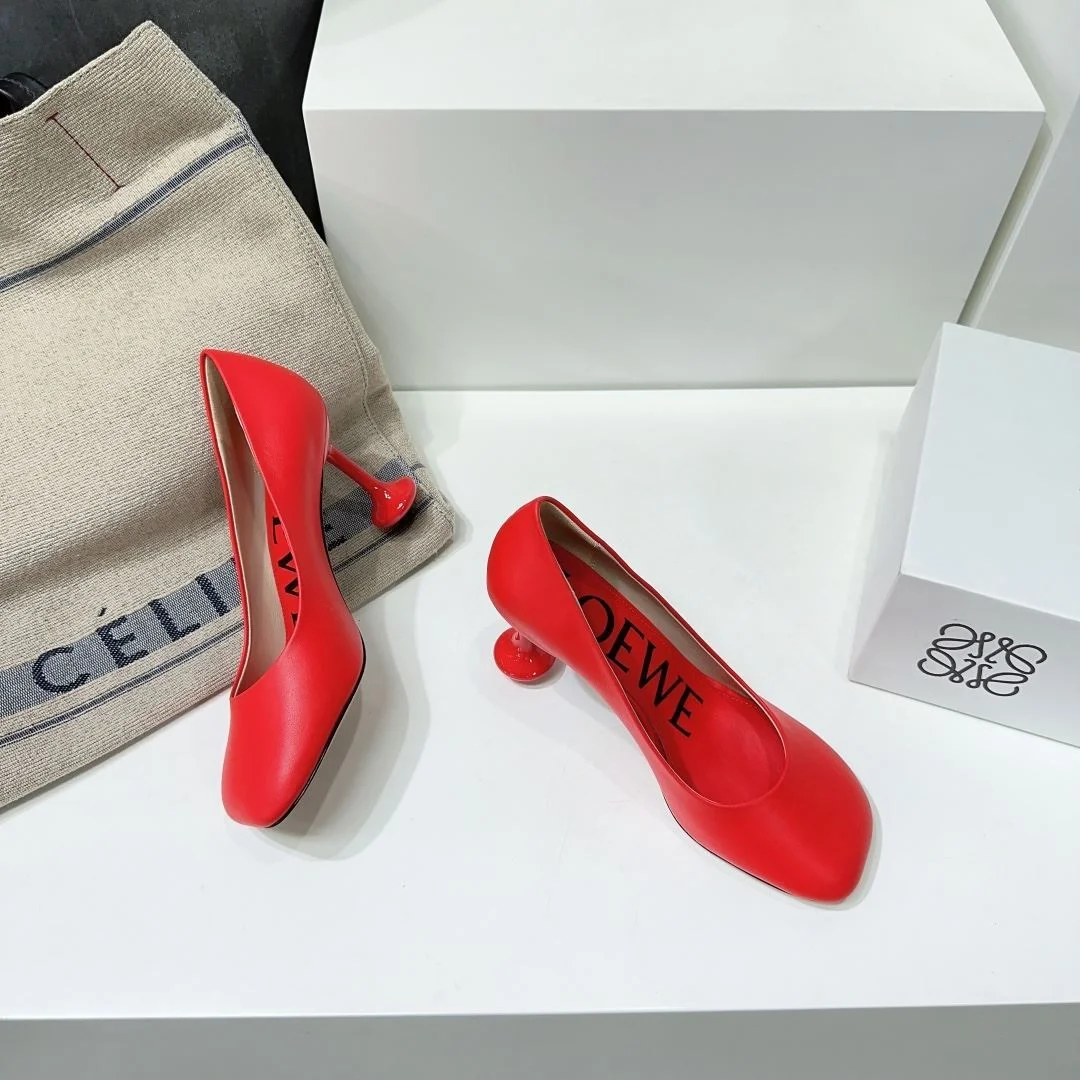 Exact replica Loewe Shoes