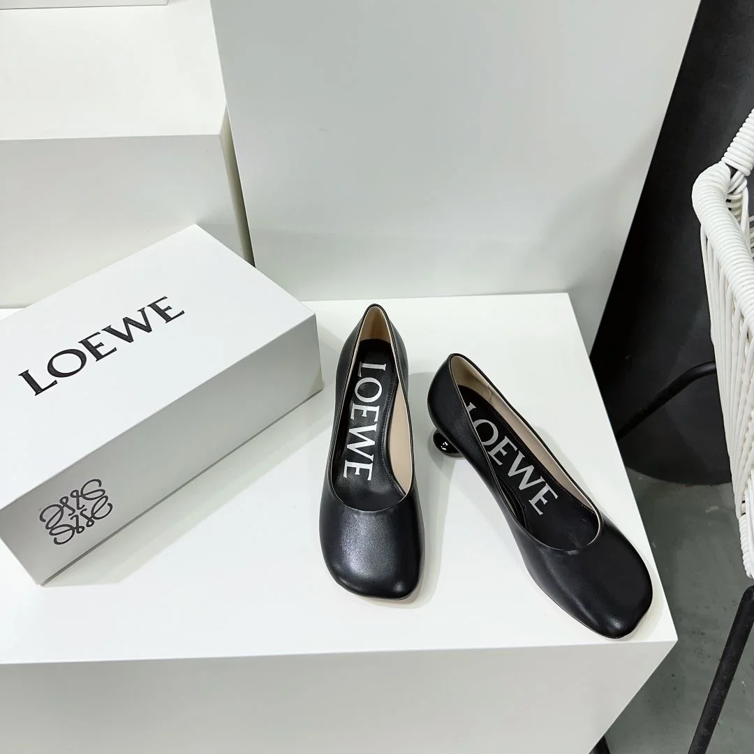Bargain Loewe Shoes