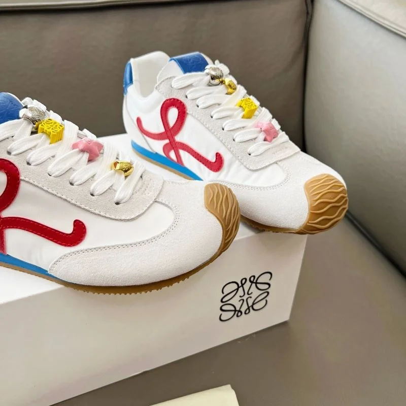 Top mirror Loewe Shoes