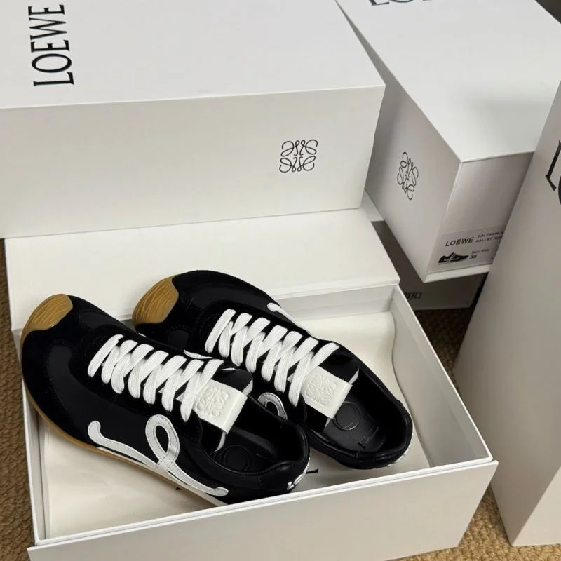 Bargain Loewe Shoes