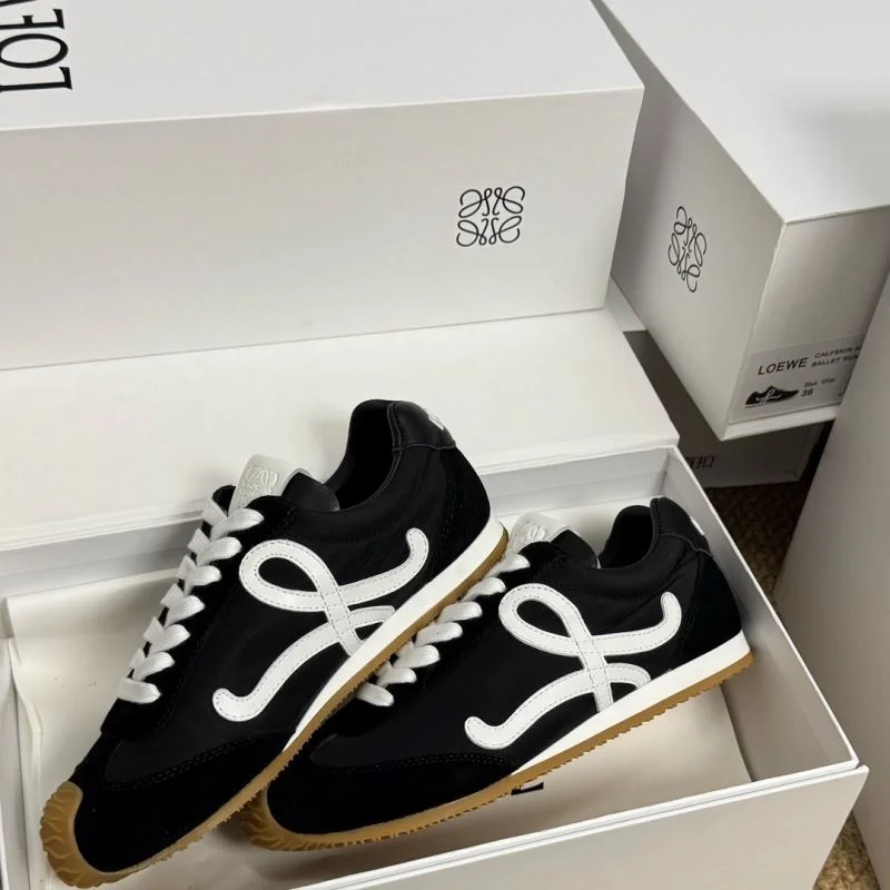 Bargain Loewe Shoes