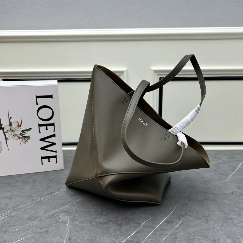 Accurate model Loewe Shopping Bags