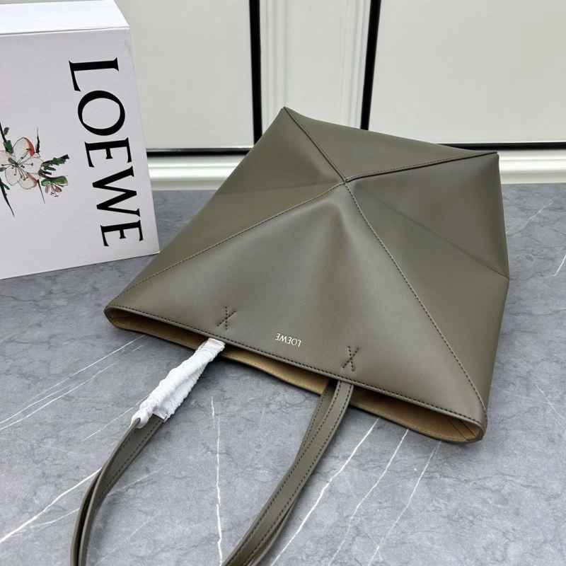 Accurate model Loewe Shopping Bags