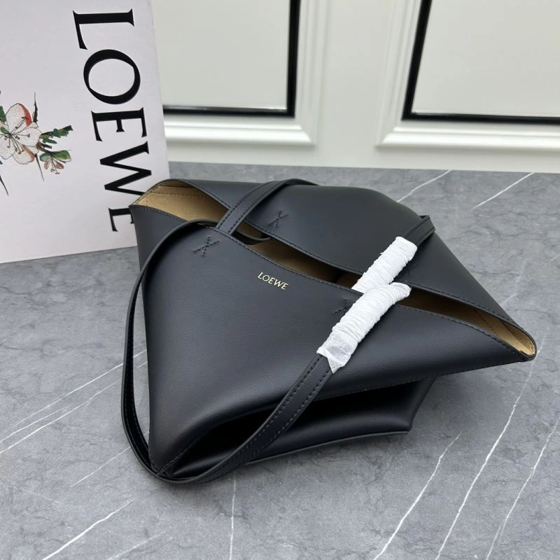 Bargain Loewe Shopping Bags