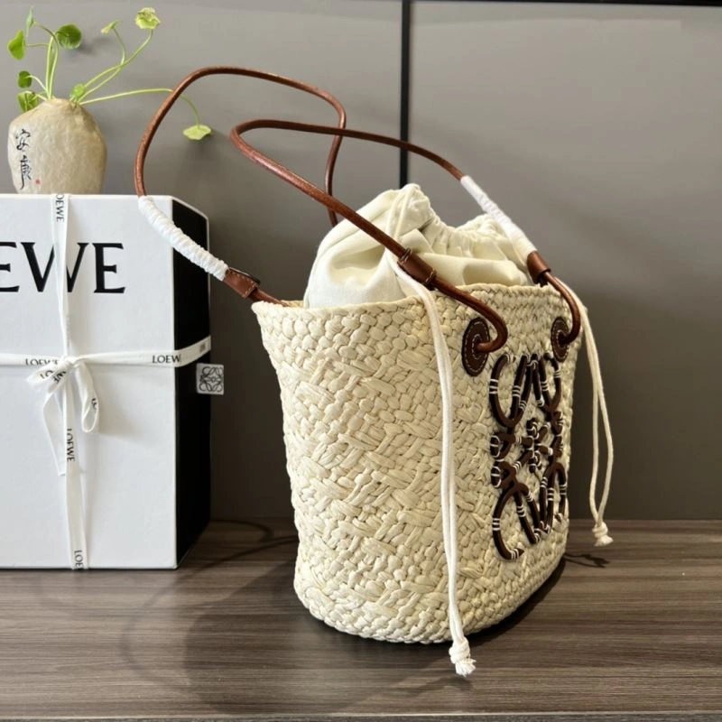 Inexpensive Loewe Shopping Bags