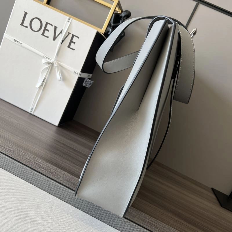 Cut-rate Loewe Shopping Bags