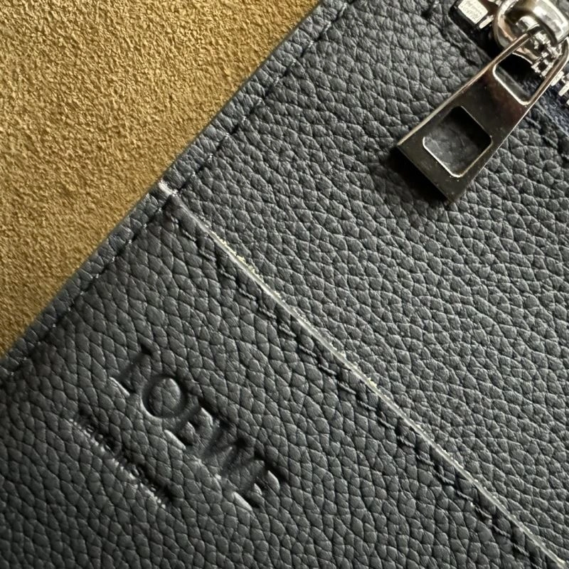 Inexpensive Loewe Shopping Bags