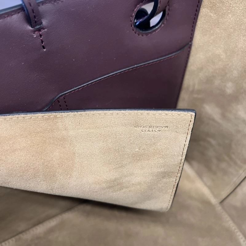 Accurate model Loewe Shopping Bags