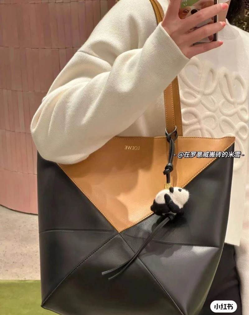 Legit Loewe Shopping Bags