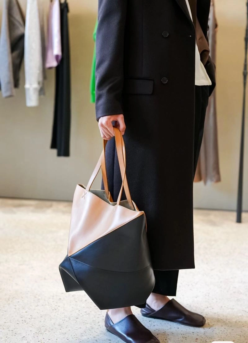 Legit Loewe Shopping Bags
