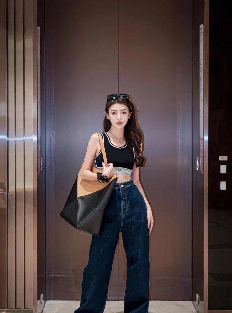 Legit Loewe Shopping Bags