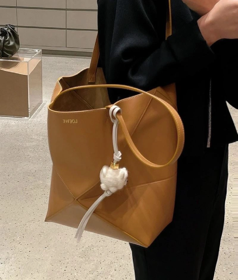 Legit Loewe Shopping Bags