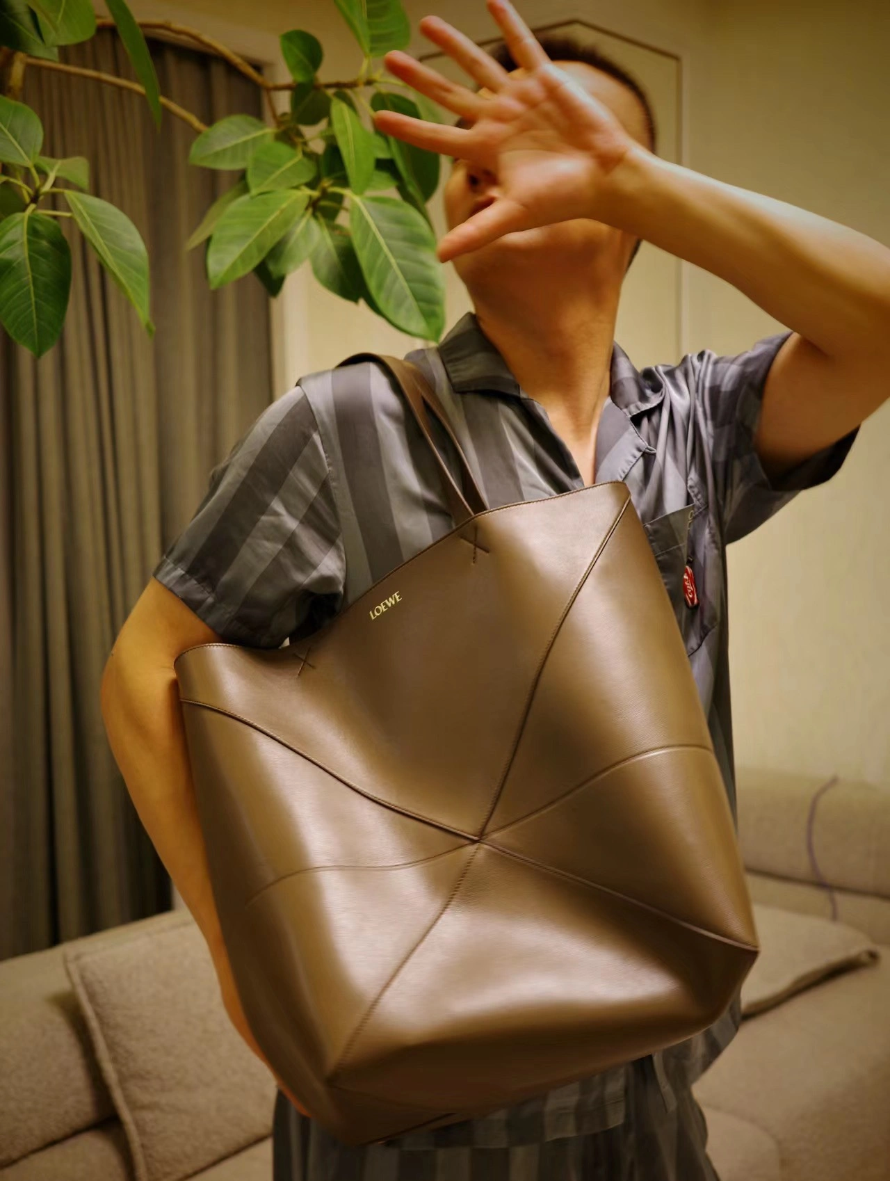Low-cost Loewe Shopping Bags