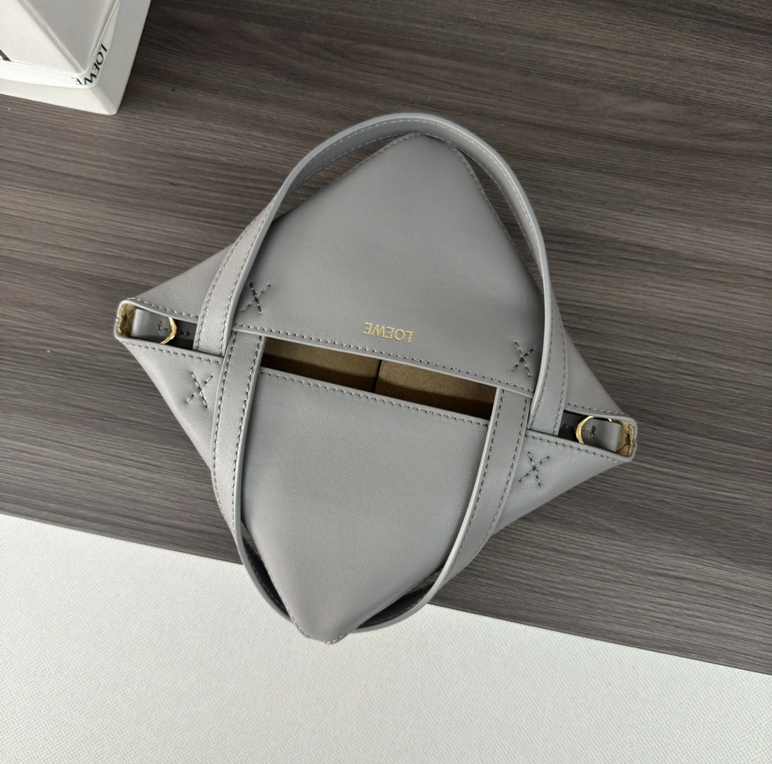 Mirror quality Loewe Shopping Bags