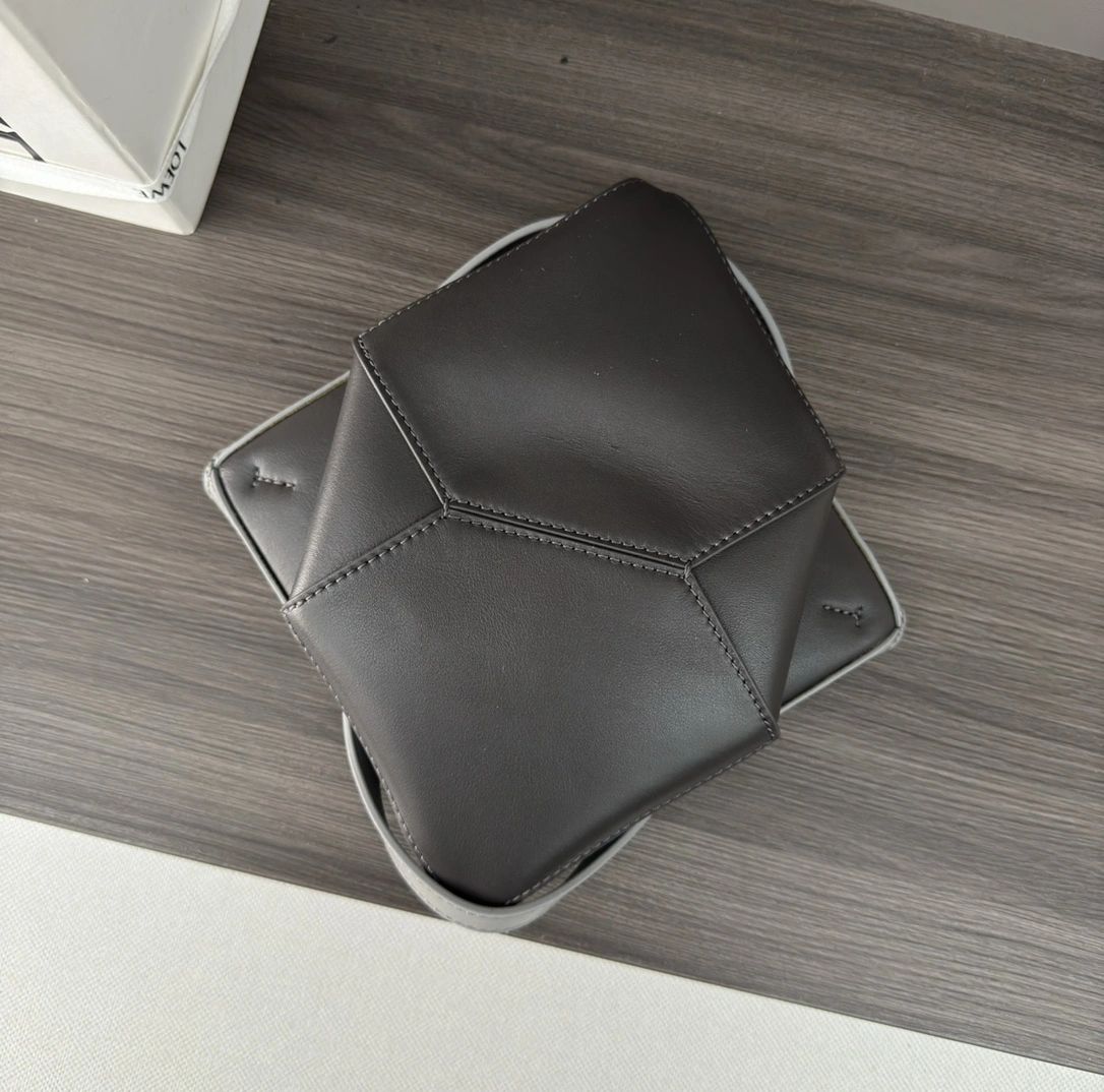 Mirror quality Loewe Shopping Bags