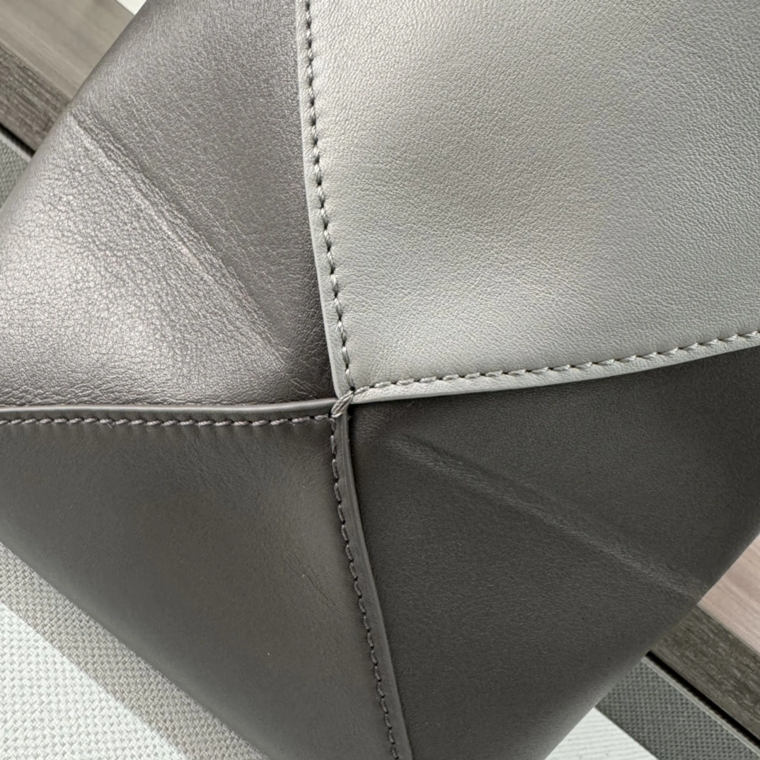 Mirror quality Loewe Shopping Bags