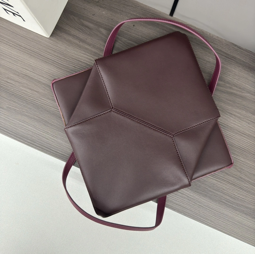 Brand-authenticated Loewe Shopping Bags
