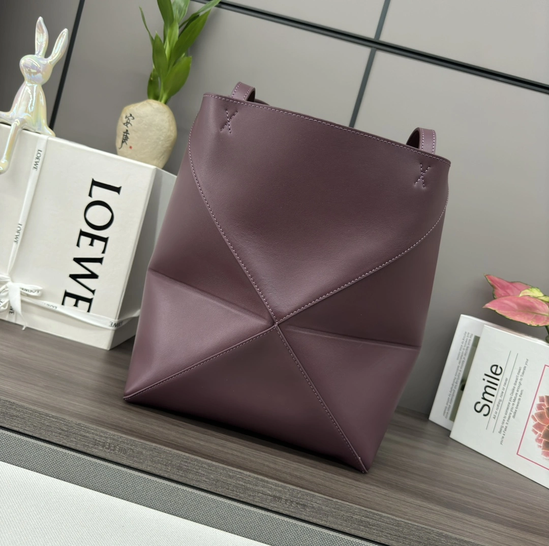 Economical Loewe Shopping Bags