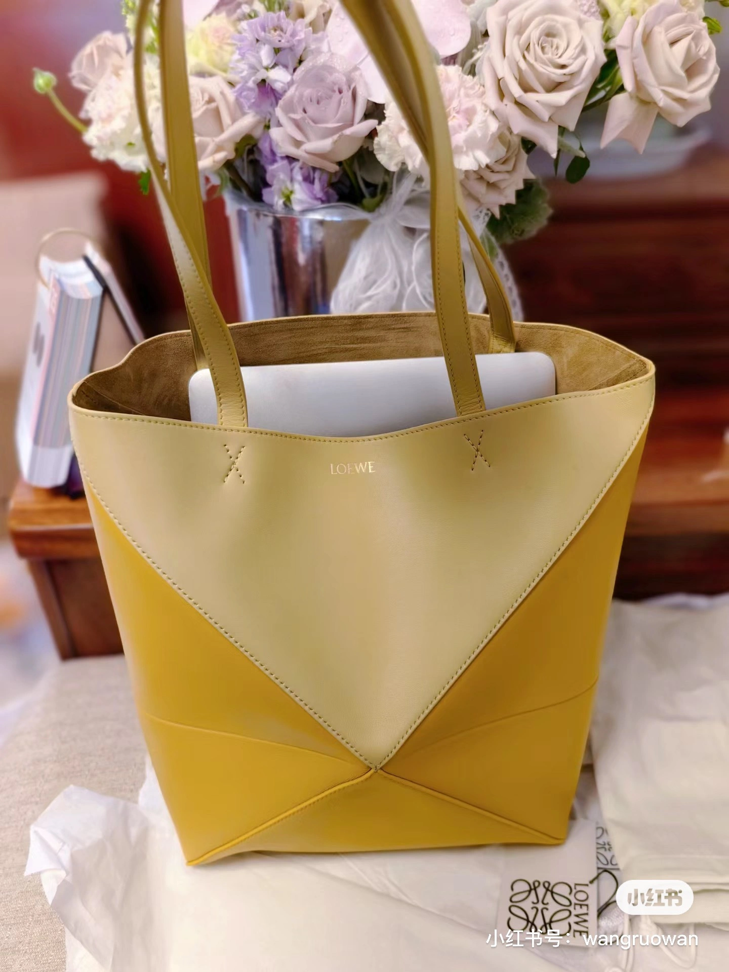 Top match Loewe Shopping Bags