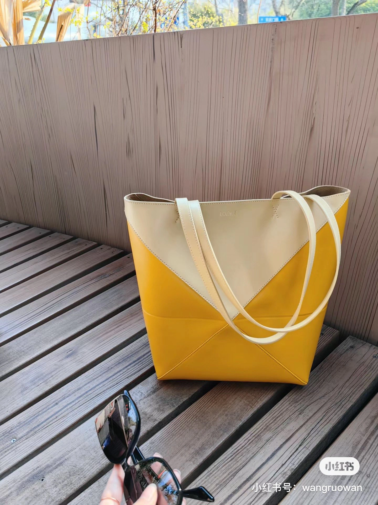 Top match Loewe Shopping Bags