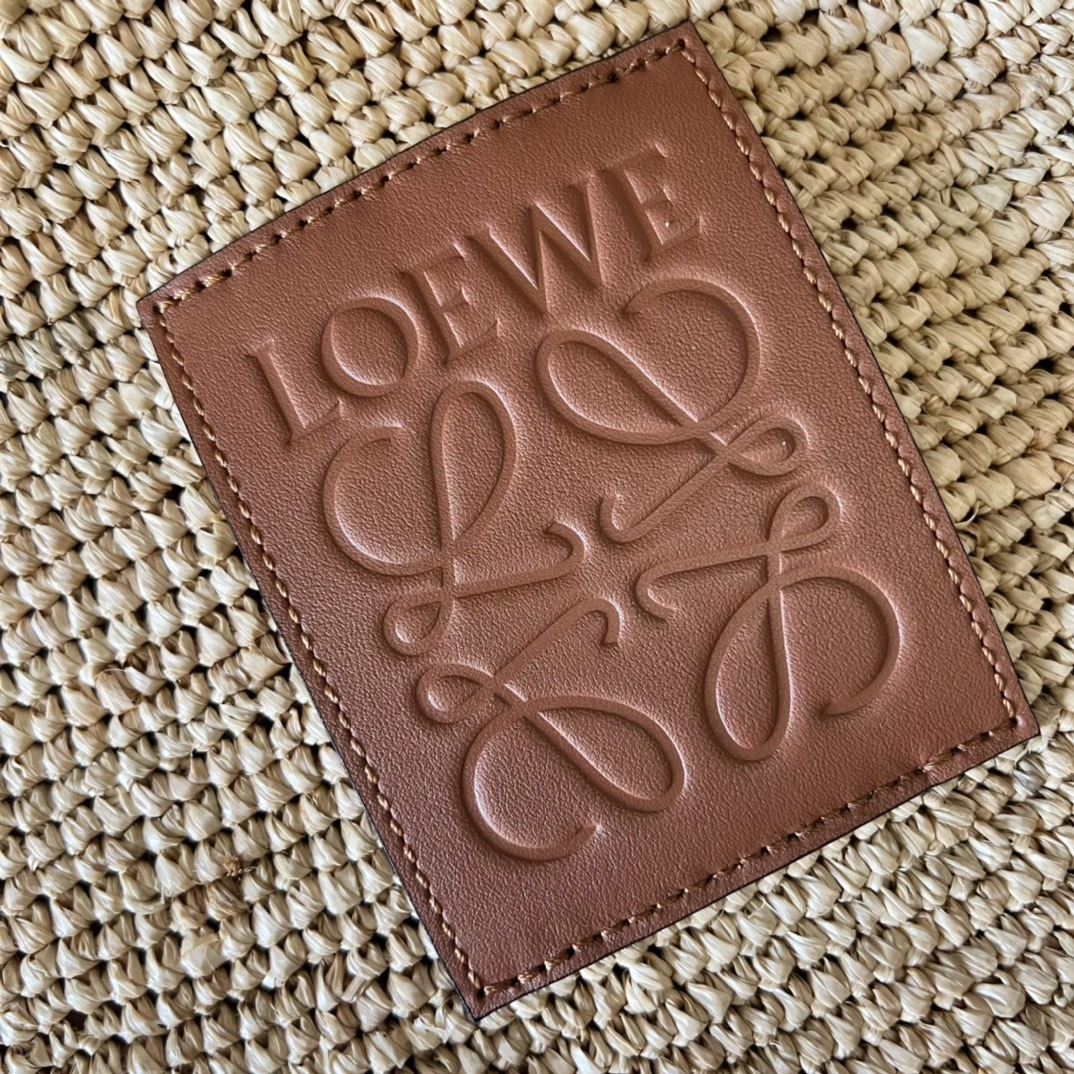 Inexpensive Loewe Shopping Bags