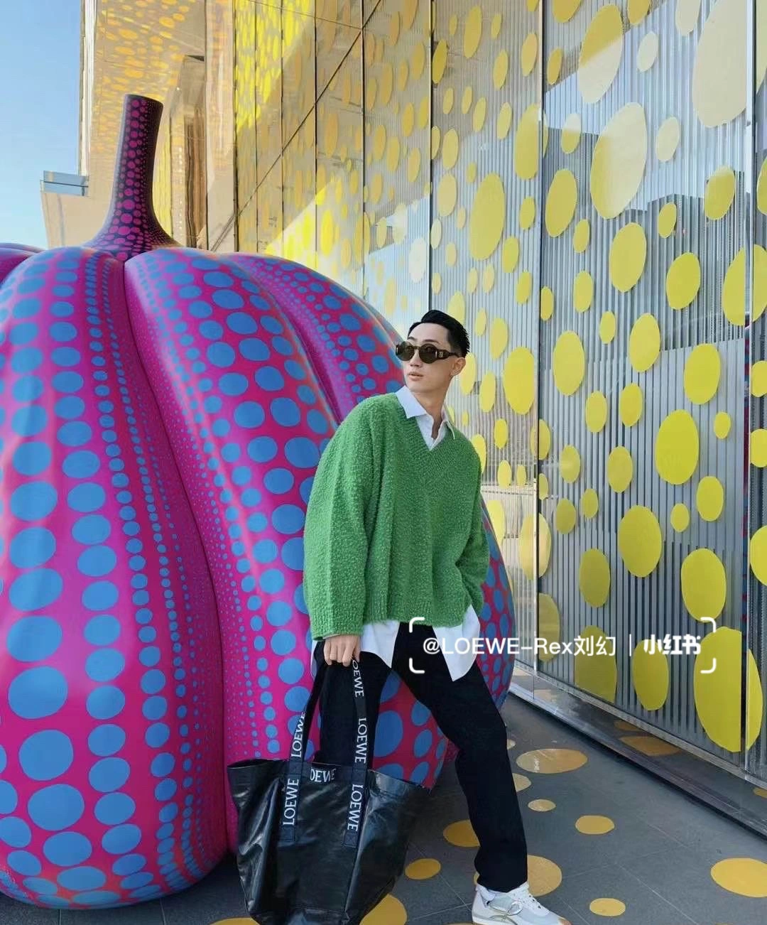 Bargain Loewe Shopping Bags