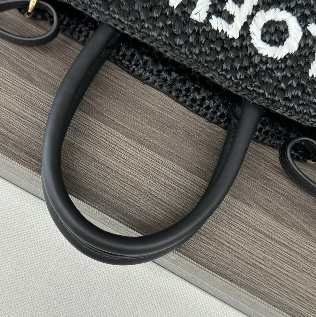 Discounted Loewe Shopping Bags