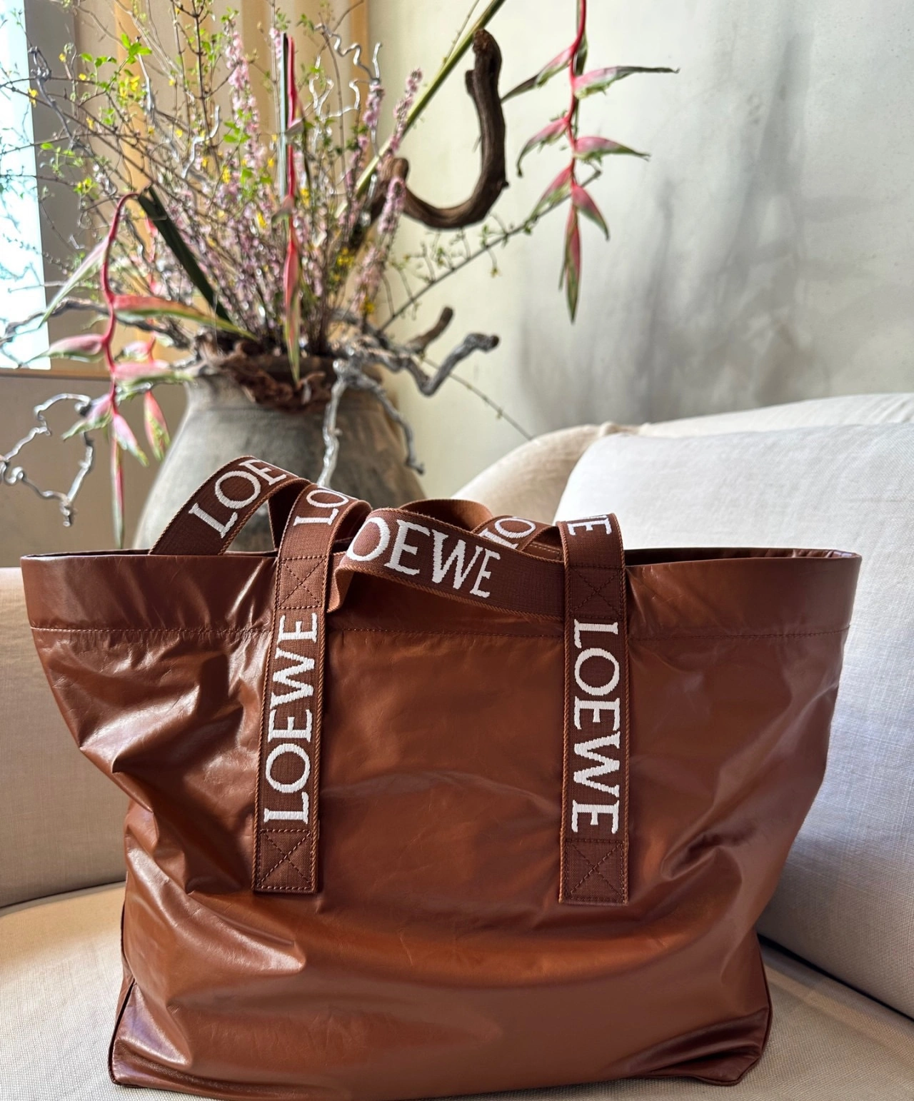 Bargain Loewe Shopping Bags