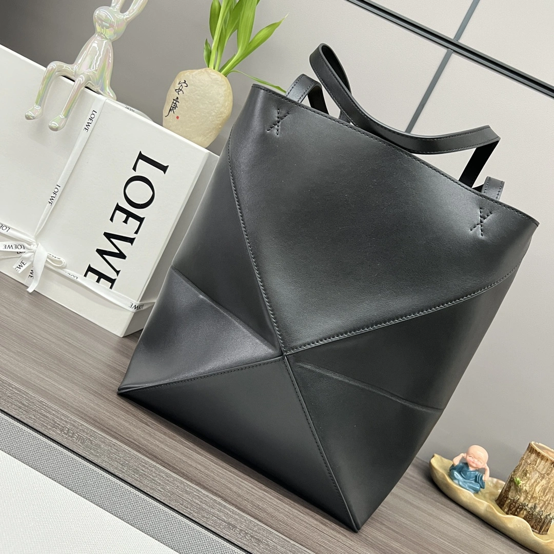 Affordable Loewe Shopping Bags