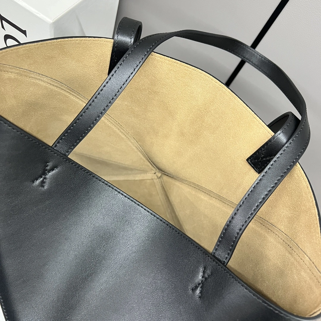 Affordable Loewe Shopping Bags