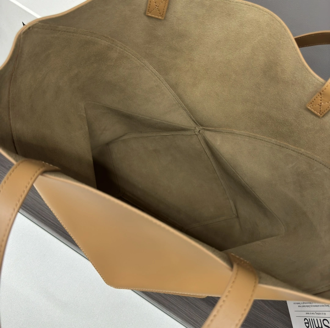 Exact replica Loewe Shopping Bags