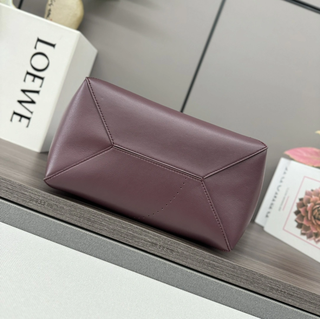 Accurate model Loewe Shopping Bags