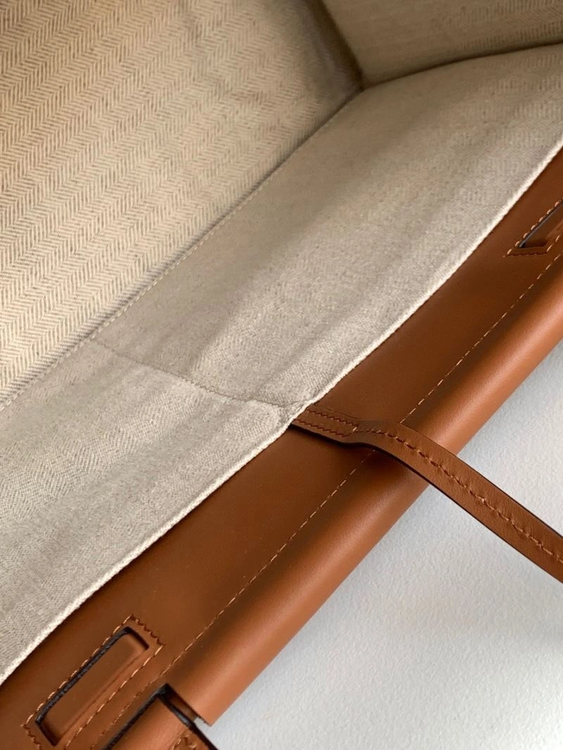 Indistinguishable Loewe Shopping Bags