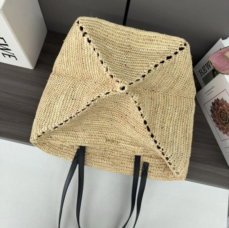 Low-cost Loewe Shopping Bags
