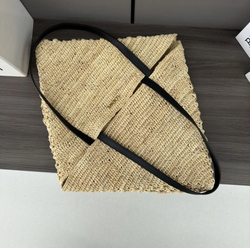 Low-cost Loewe Shopping Bags