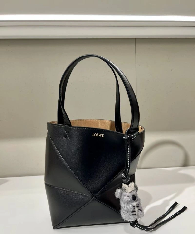 Exact replica Loewe Shopping Bags