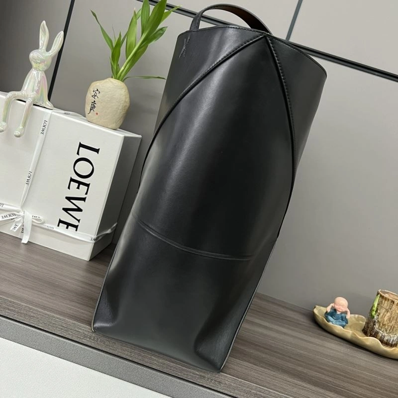 Bargain Loewe Shopping Bags