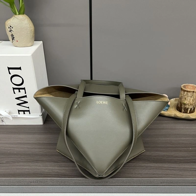 Bargain Loewe Shopping Bags