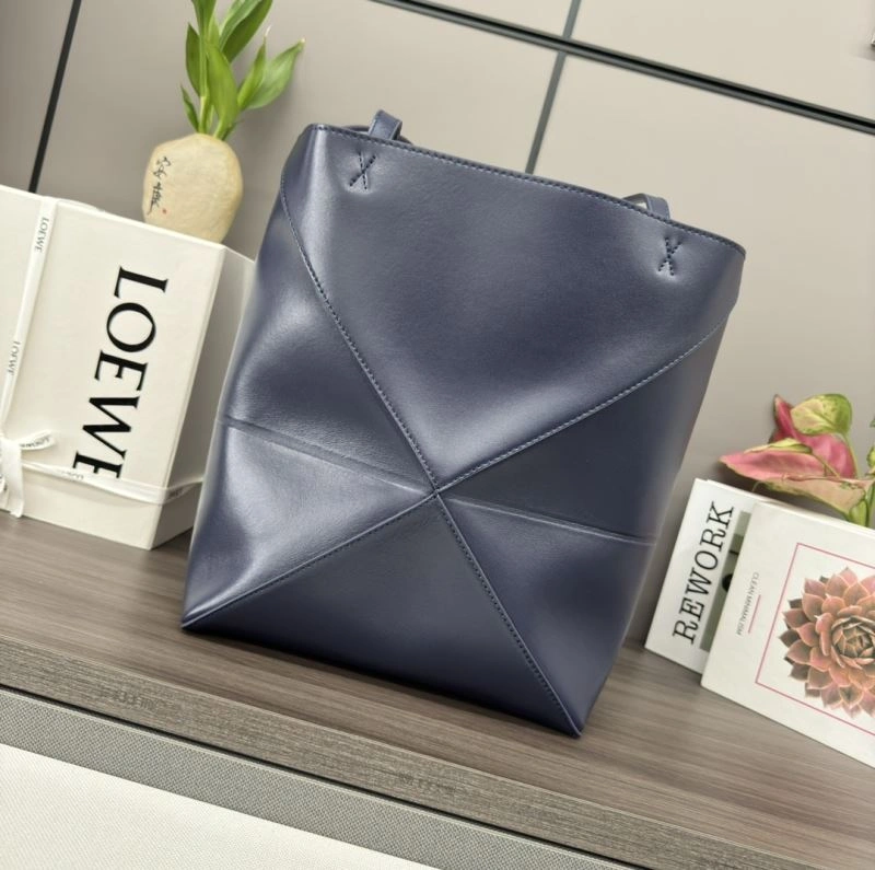 Top mirror Loewe Shopping Bags