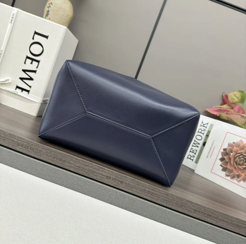 Top mirror Loewe Shopping Bags