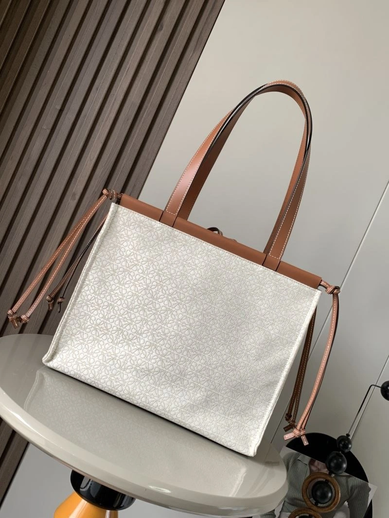 Low-cost Loewe Shopping Bags