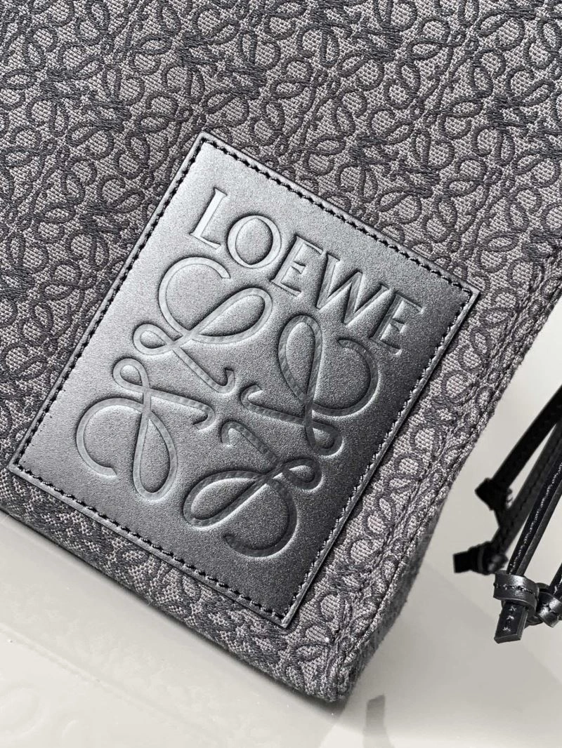Low-cost Loewe Shopping Bags