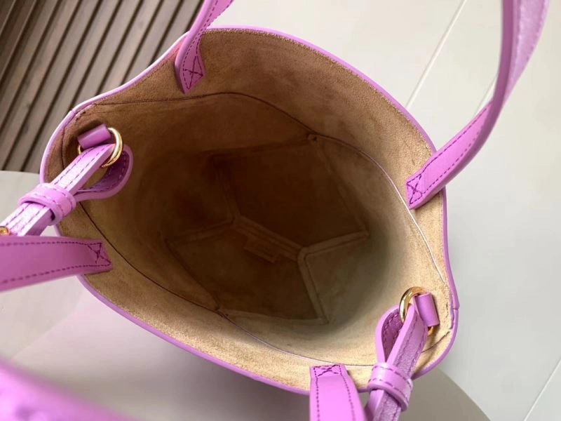 Accurate model Loewe Shopping Bags