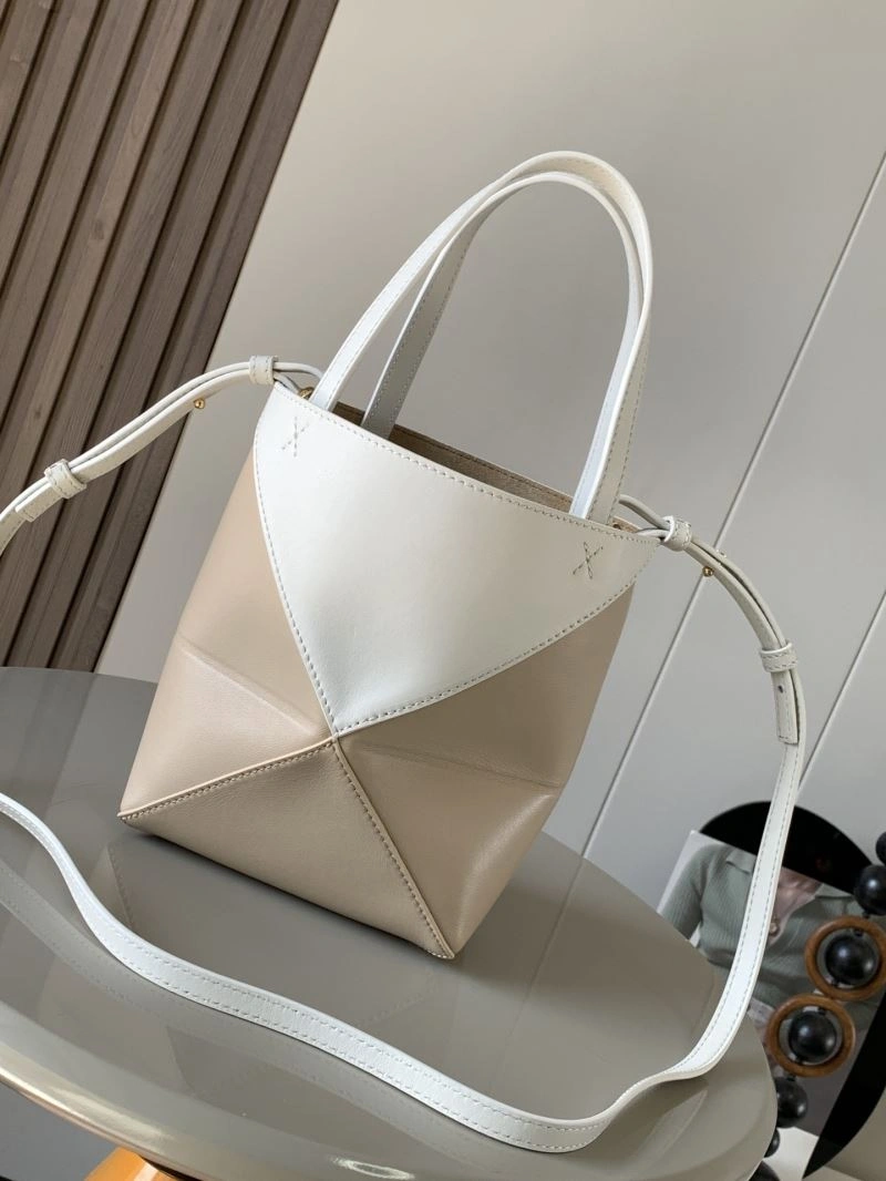 Top mirror Loewe Shopping Bags